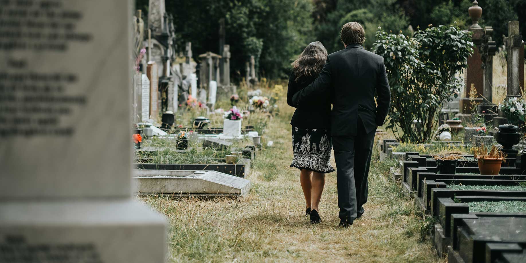 Funeral fundraising tips that can help cut memorial costs