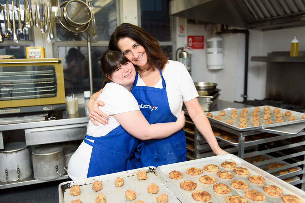 Introducing the GoFundMe Donate Button for Individuals - GoFundMe (UK)