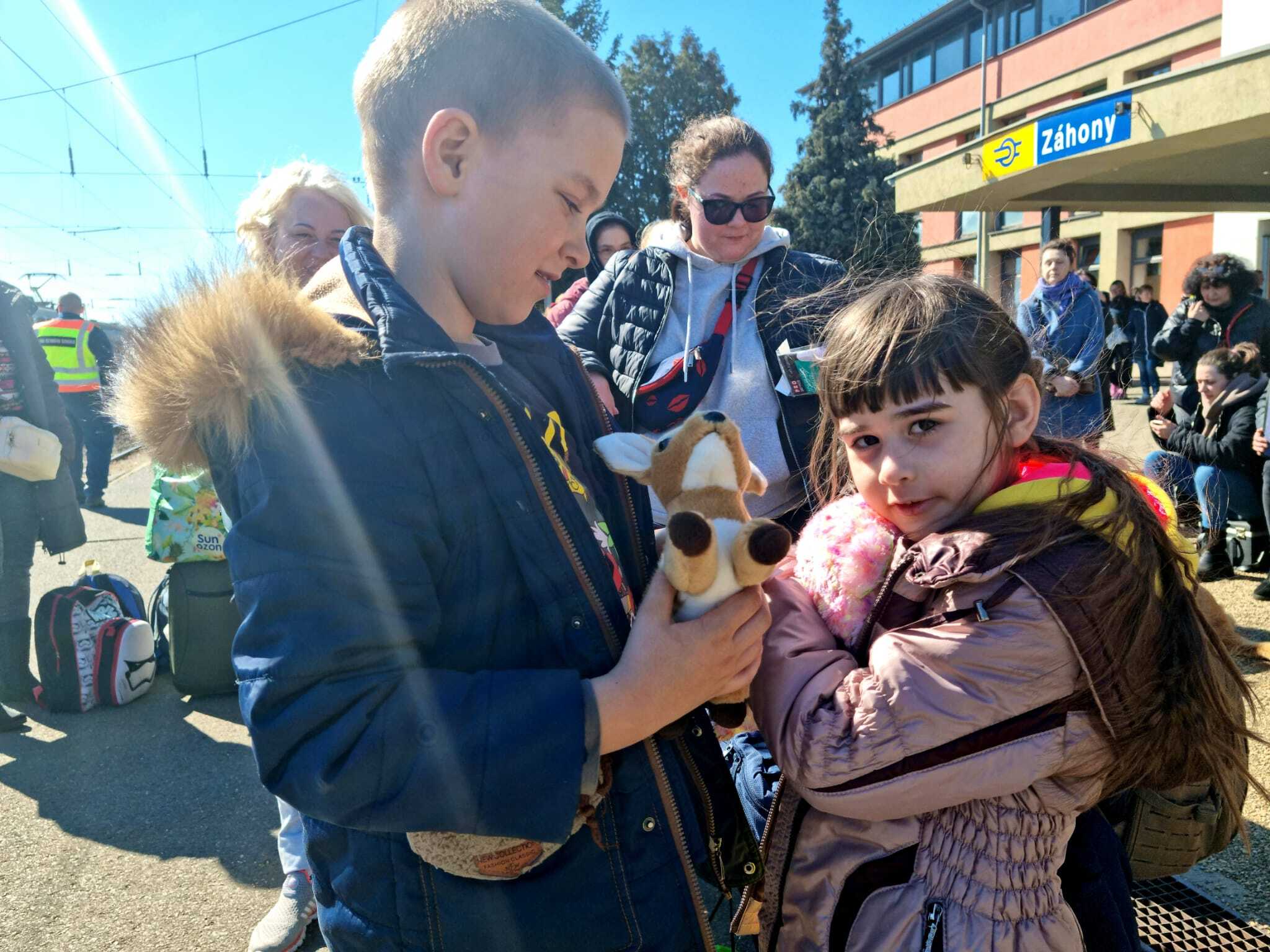 Kids Pushing In Line